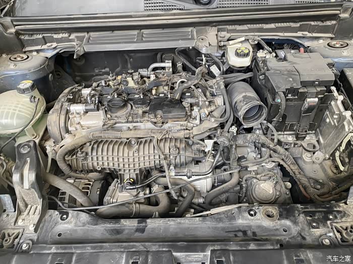 发动机故障灯点亮P017100混合气系统过稀