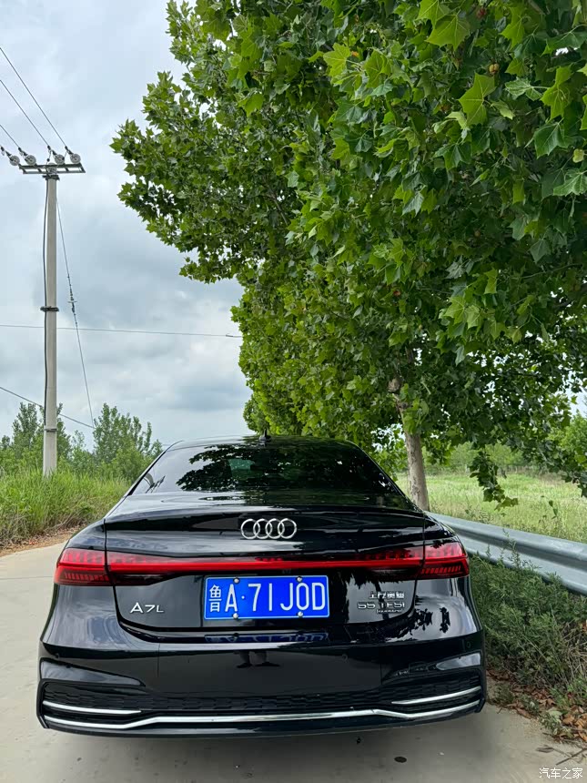 【图】奥迪的背影哲学：A7L与A5L的造型博弈_奥迪A7L论坛_汽车之家论坛