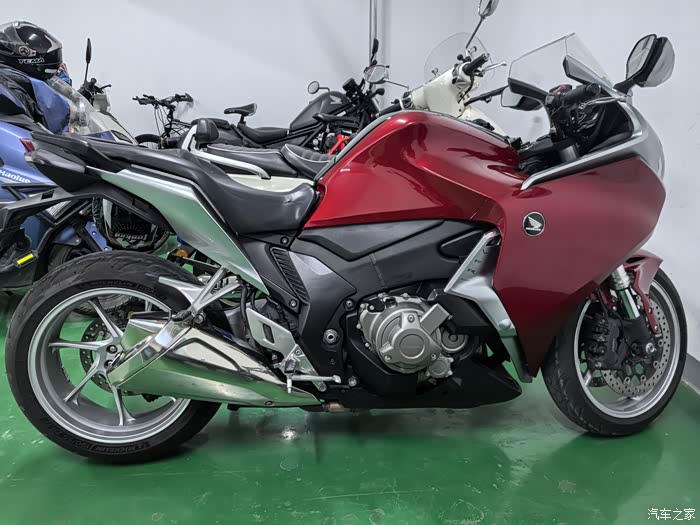 【图】3月15日！张雪500F四缸街车来了，国产“CB400”亮相_摩托车论坛_汽车之家论坛