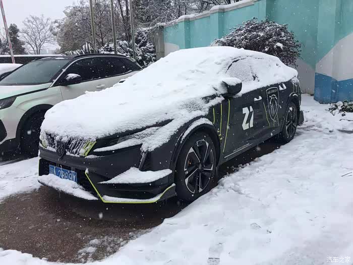 【图】让跨界来的更猛烈一些~这样改装408X你觉得好看吗？_标致408X论坛_汽车之家论坛