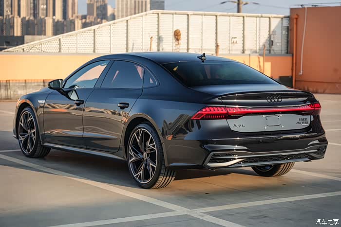 【图】冲压车间探秘：上汽奥迪 A7L 四门两盖的铝材成型之路_奥迪A7L论坛_汽车之家论坛