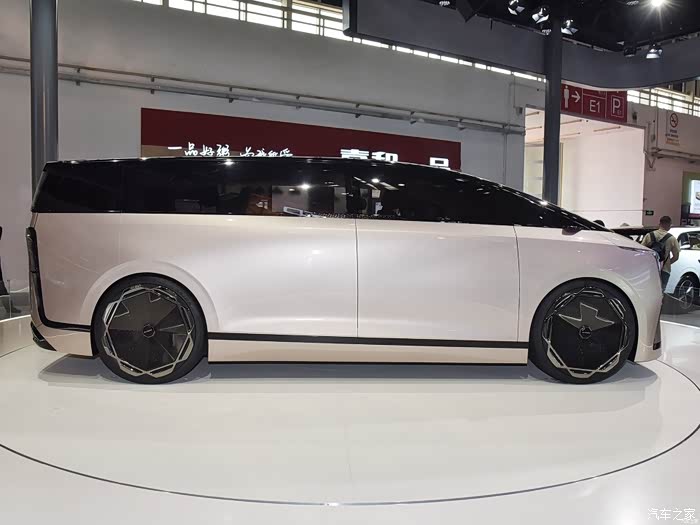 【图】广汽传祺 E8 和燃油版 M8 怎么选_传祺M8论坛_汽车之家论坛