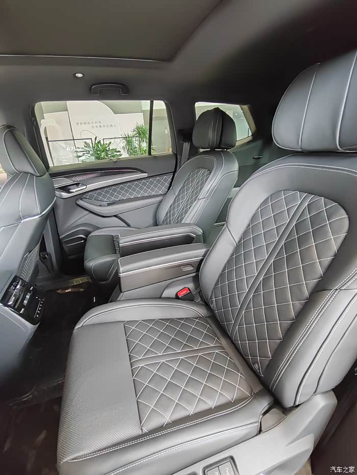 【图】Q6黑武士适时4驱，保时捷Macan同款发动机，2.0T 2_奥迪Q6论坛_汽车之家论坛