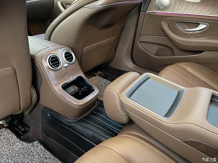 【图】e级21款e300L时尚型 全车原版原漆，实表6.7万公里_奔驰E级论坛_汽车之家论坛