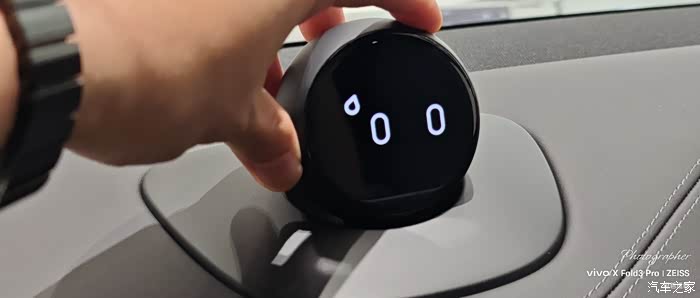 【图】新款nomi会不会被玩坏…？_蔚来ES6论坛_汽车之家论坛