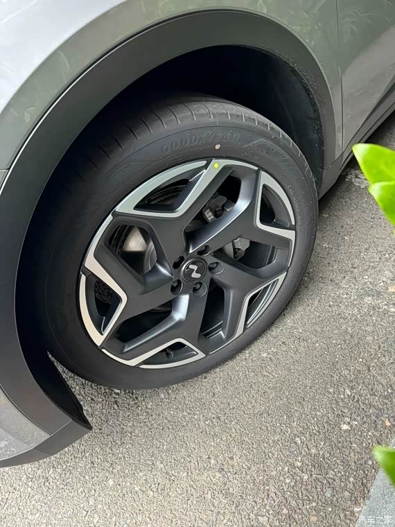 【图】L60 20寸原厂星芒轮毂便宜转让_乐道L60论坛_汽车之家论坛