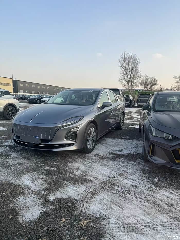 【图】红旗EQM5 620续航 黑黑，金黑，灰黑现车随时提_红旗E-QM5论坛_汽车之家论坛