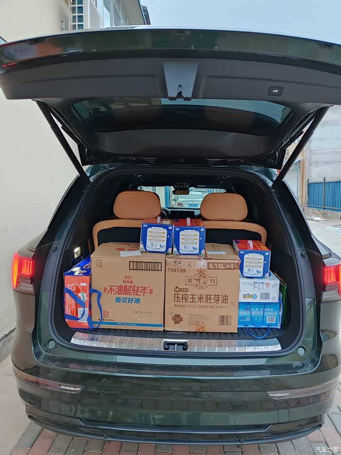 【图】领克09EM-P六座：春节回家的空间体验_领克09论坛_汽车之家论坛