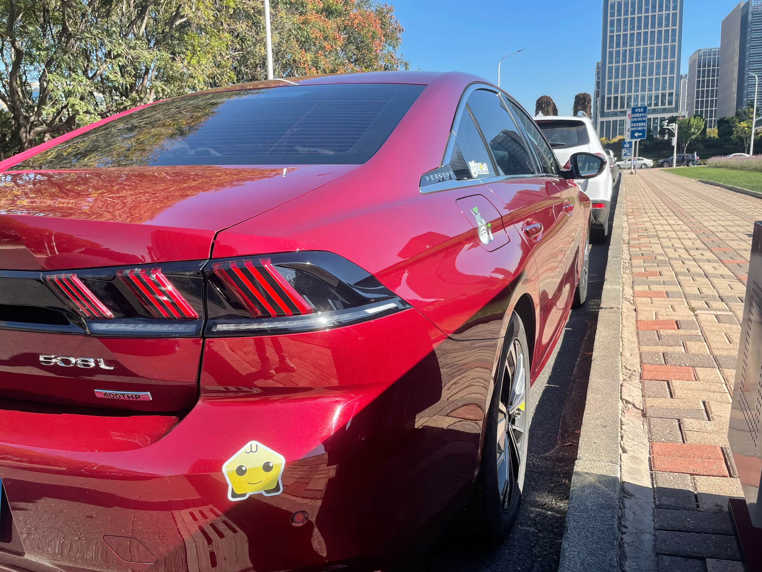 【图】标致508L的红色车漆真的很靓_标致508论坛_汽车之家论坛