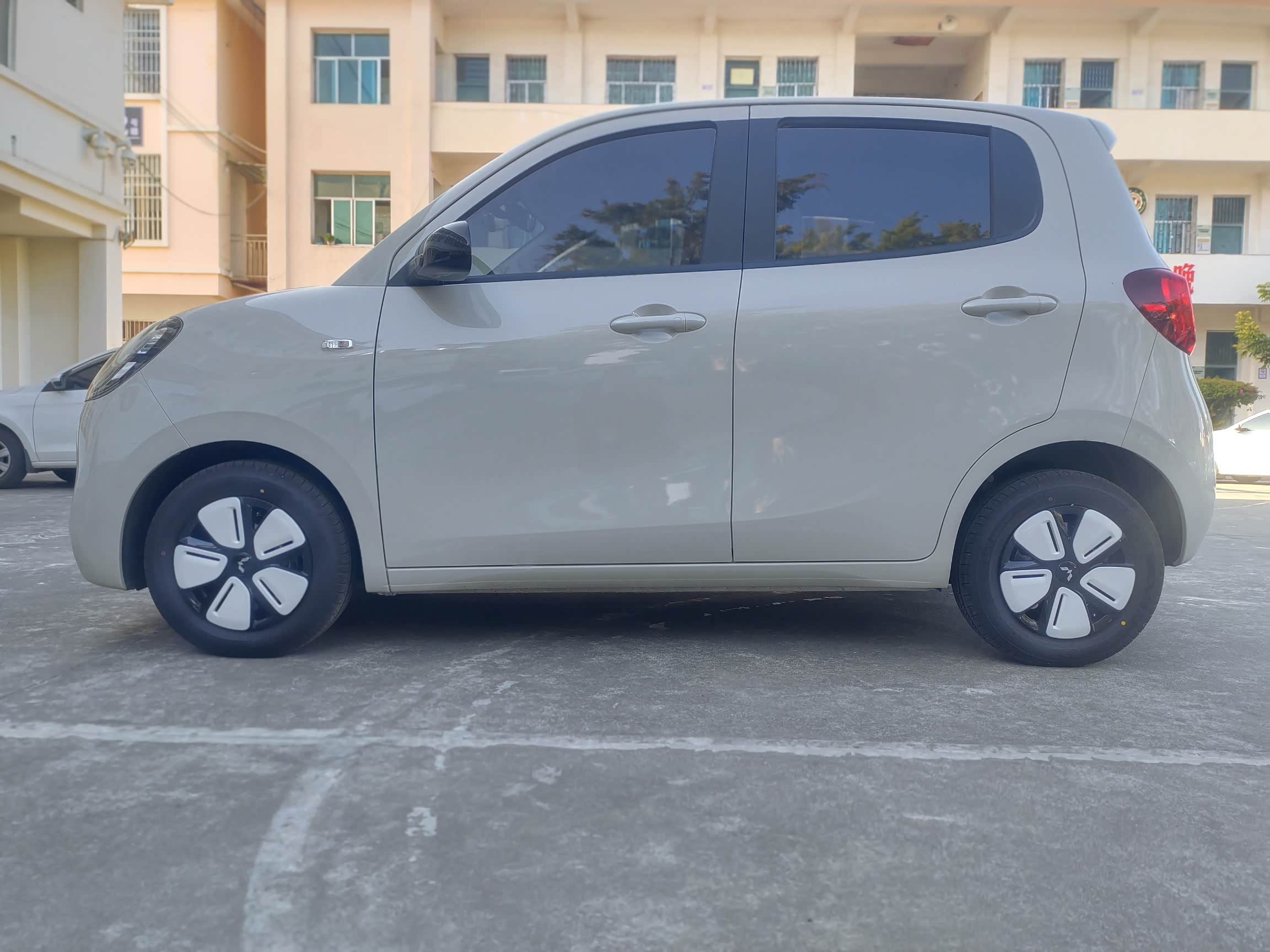 【图】四门版宏光MINIEV，再也不为上下车尴尬了#用车心得#_宏光MINIEV论坛_汽车之家论坛