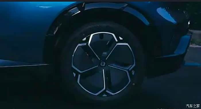 【图】小米yu7内饰曝光！和ec6比大家觉得谁更酷？_蔚来ES6论坛_汽车之家论坛