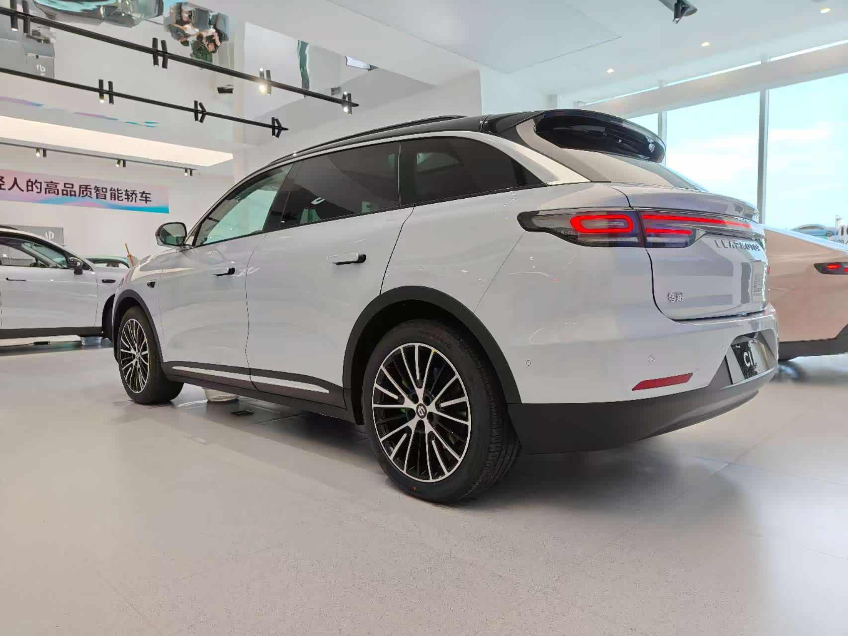 【图】好想要新的C11的ARHUD_零跑C11论坛_汽车之家论坛