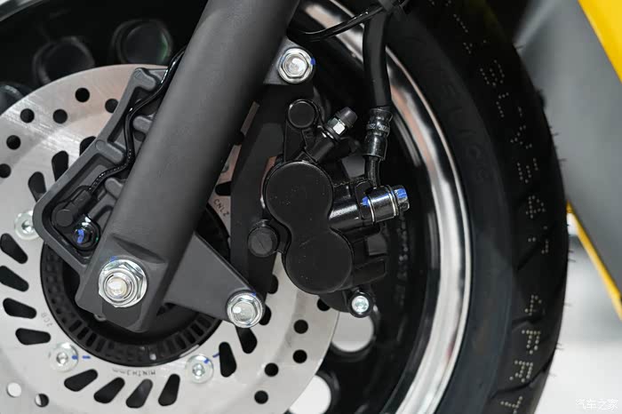 【图】本田NS150LA更新上市！150cc水冷引擎+双电控，PRO版还带胎压监测_摩托车论坛_汽车之家论坛