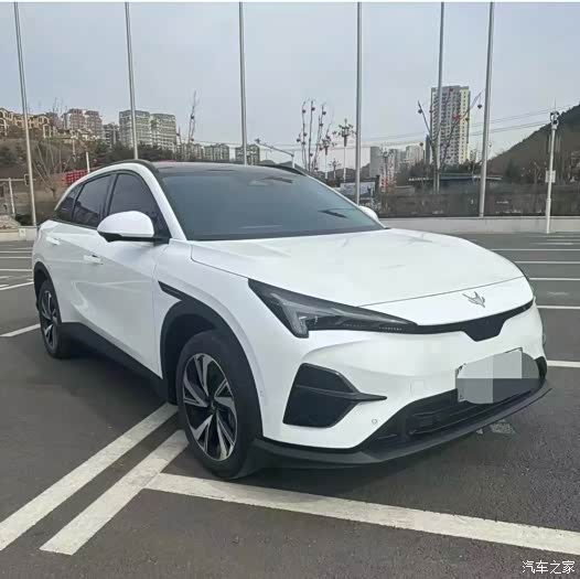 【图】阿尔法T5 520max 新车驾到，帅气出街_极狐 阿尔法T5(ARCFOX αT5)论坛_汽车之家论坛