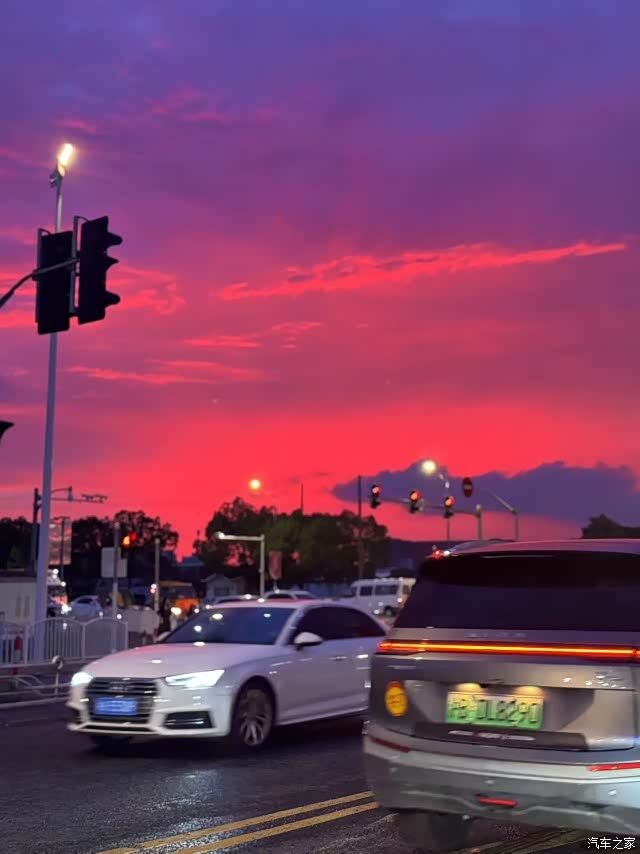 【图】雨夜模式YYDS 智己LS6标准版车主亲测！雨夜模式太牛了_智己LS6论坛_汽车之家论坛