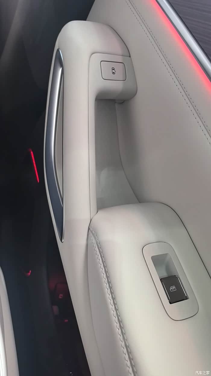 【图】哇，好大，好个 好高端，腾势N9_腾势N9论坛_汽车之家论坛