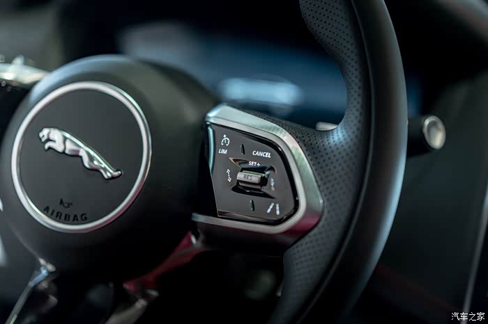 【图】【探店笔记视频版】捷豹XFL&XEL双子星,优雅与运动,你会选哪一台?_捷豹XF/XFL论坛_汽车之家论坛