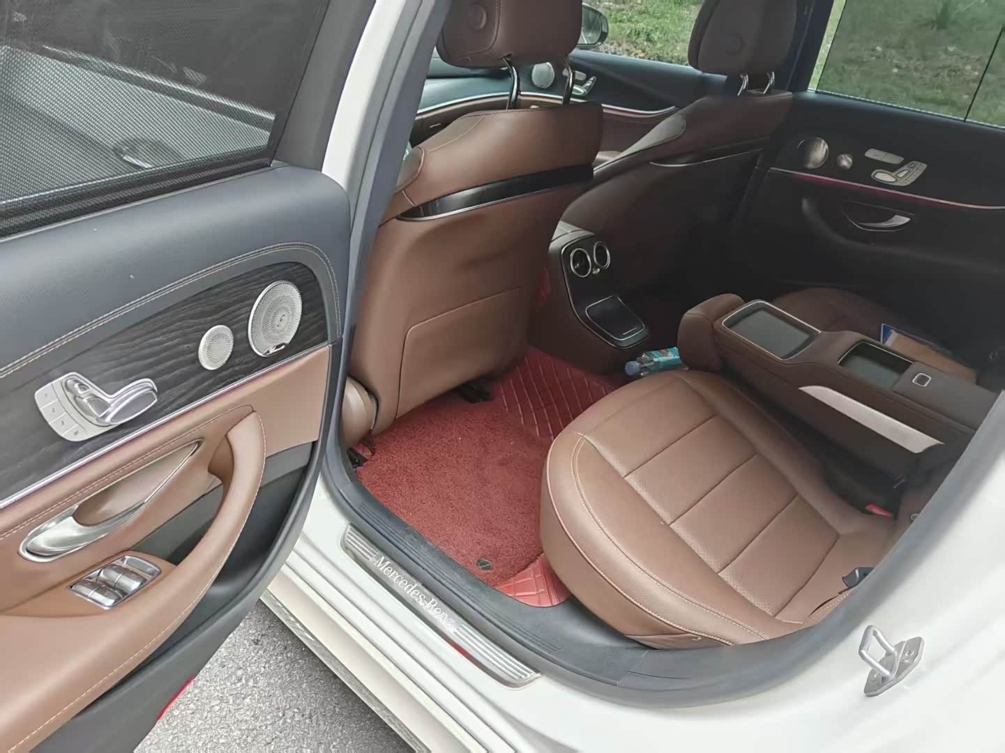 【图】2022年奔驰E300L、豪华运动版、四万公里一手车、铁皮件_奔驰E级论坛_汽车之家论坛