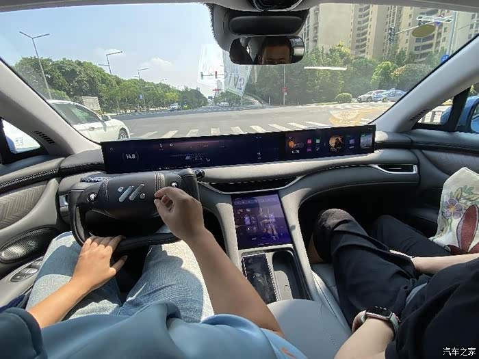 【图】LS6、7X、07三车看完，说说真实感受_智己LS6论坛_汽车之家论坛