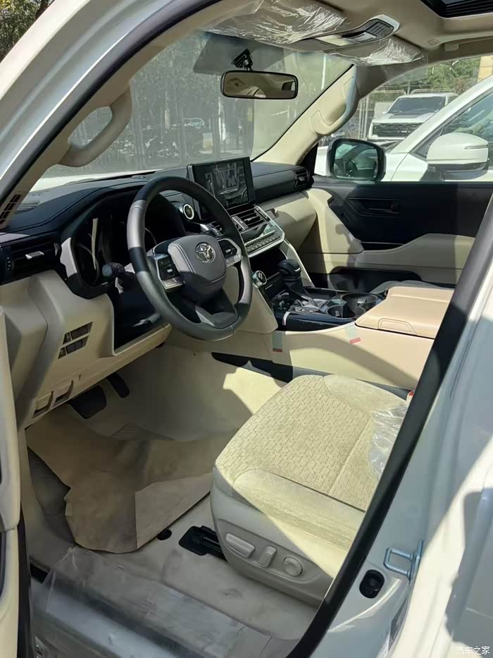 【图】24款酷路泽LC300 3.5TT GXR 白/米 价格78_兰德酷路泽论坛_汽车之家论坛