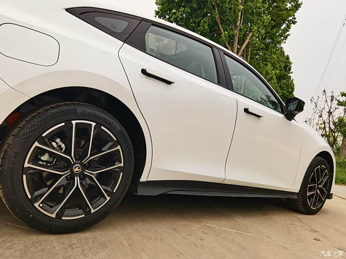 【图】提车一晃两个月，univ-idd伴我步入夏天_长安UNI-V 智电iDD论坛_汽车之家论坛