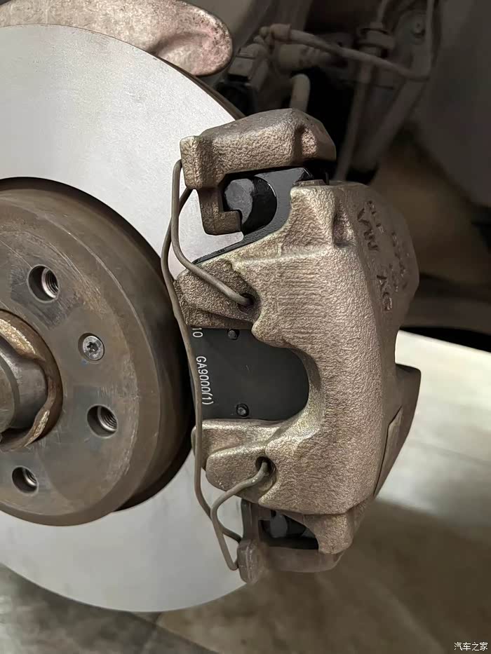 【图】第一次换刹车片_奥迪A4L论坛_汽车之家论坛