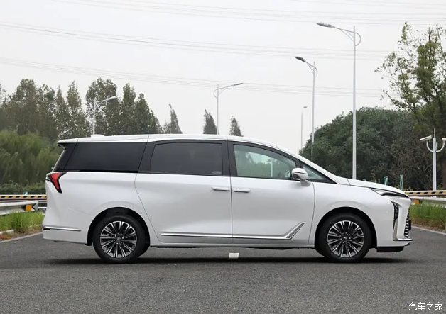 【图】25款别克GL8陆尊全面解析_别克GL8论坛_汽车之家论坛