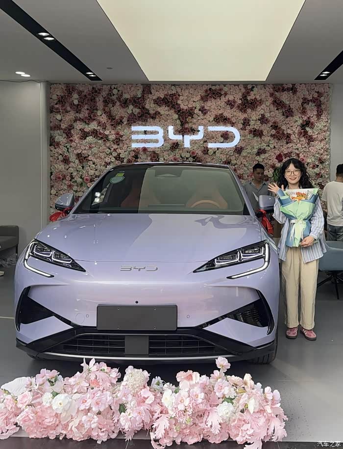 【图】很有颜值的车，我的小礼物海狮07EV_海狮07 EV论坛_汽车之家论坛