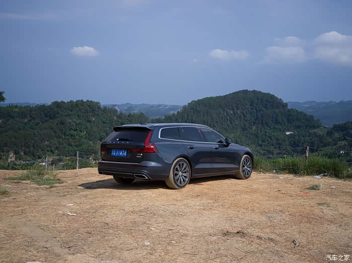 【图】不同风格、同样出色——沃尔沃V90CC与V60体验对比_沃尔沃V系列论坛_汽车之家论坛