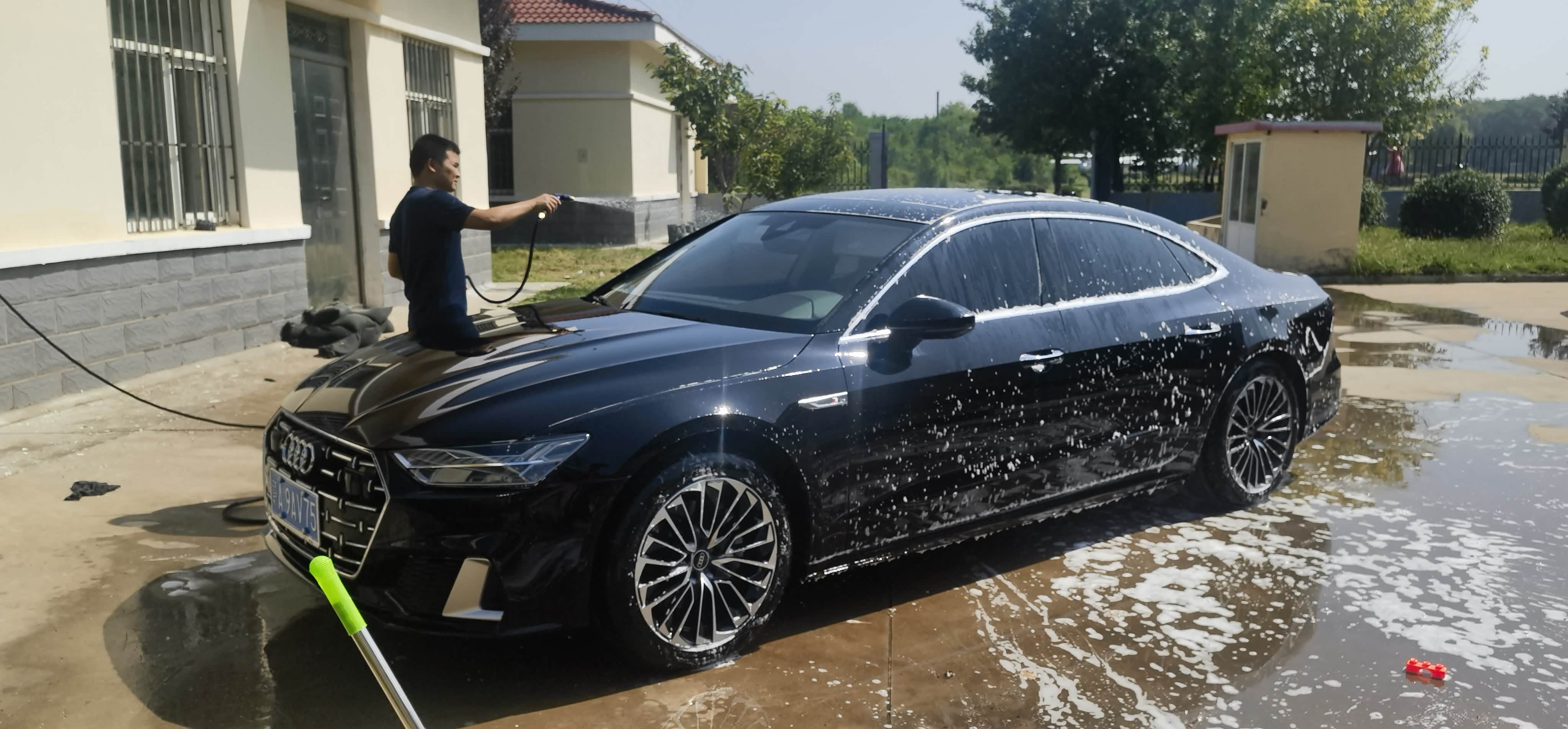 【图】新手老婆第一次开奥迪A7L_奥迪A7L论坛_汽车之家论坛