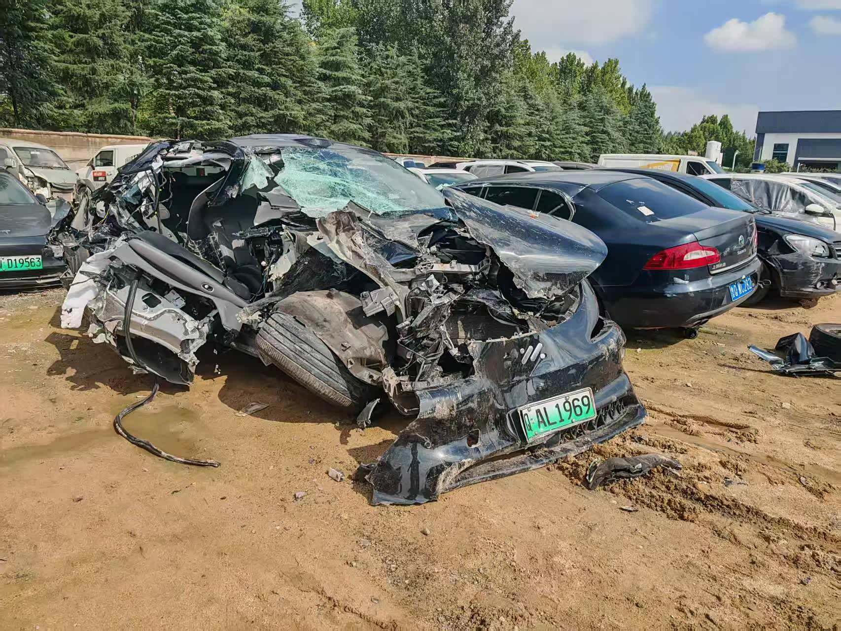 【图】智己车祸奇迹：车毁人安，附实用安全指南_智己LS6论坛_汽车之家论坛