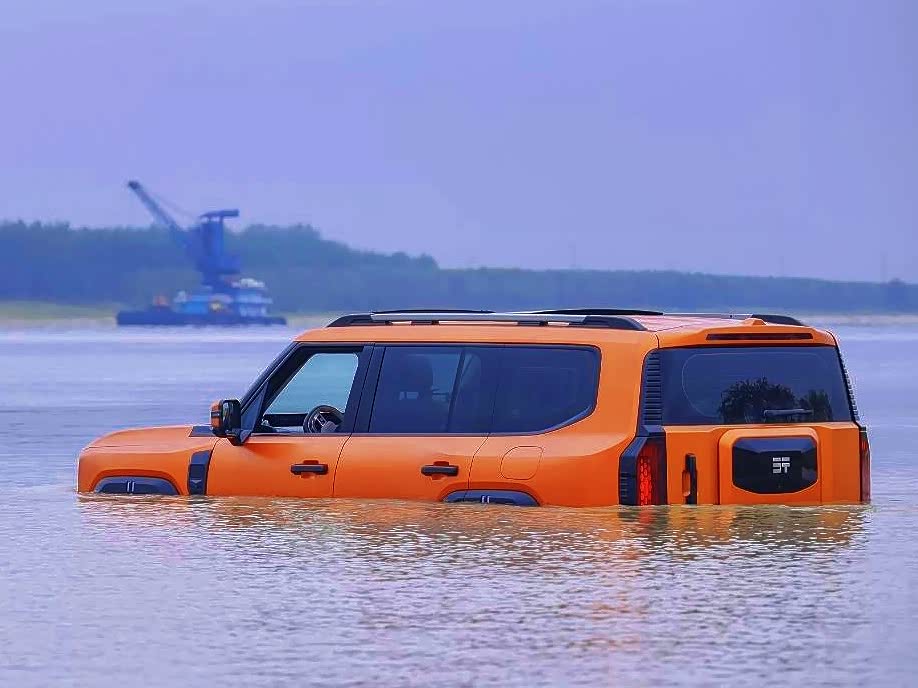 【图】纵横G700和仰望U8:划水谁更牛？_纵横G700论坛_汽车之家论坛