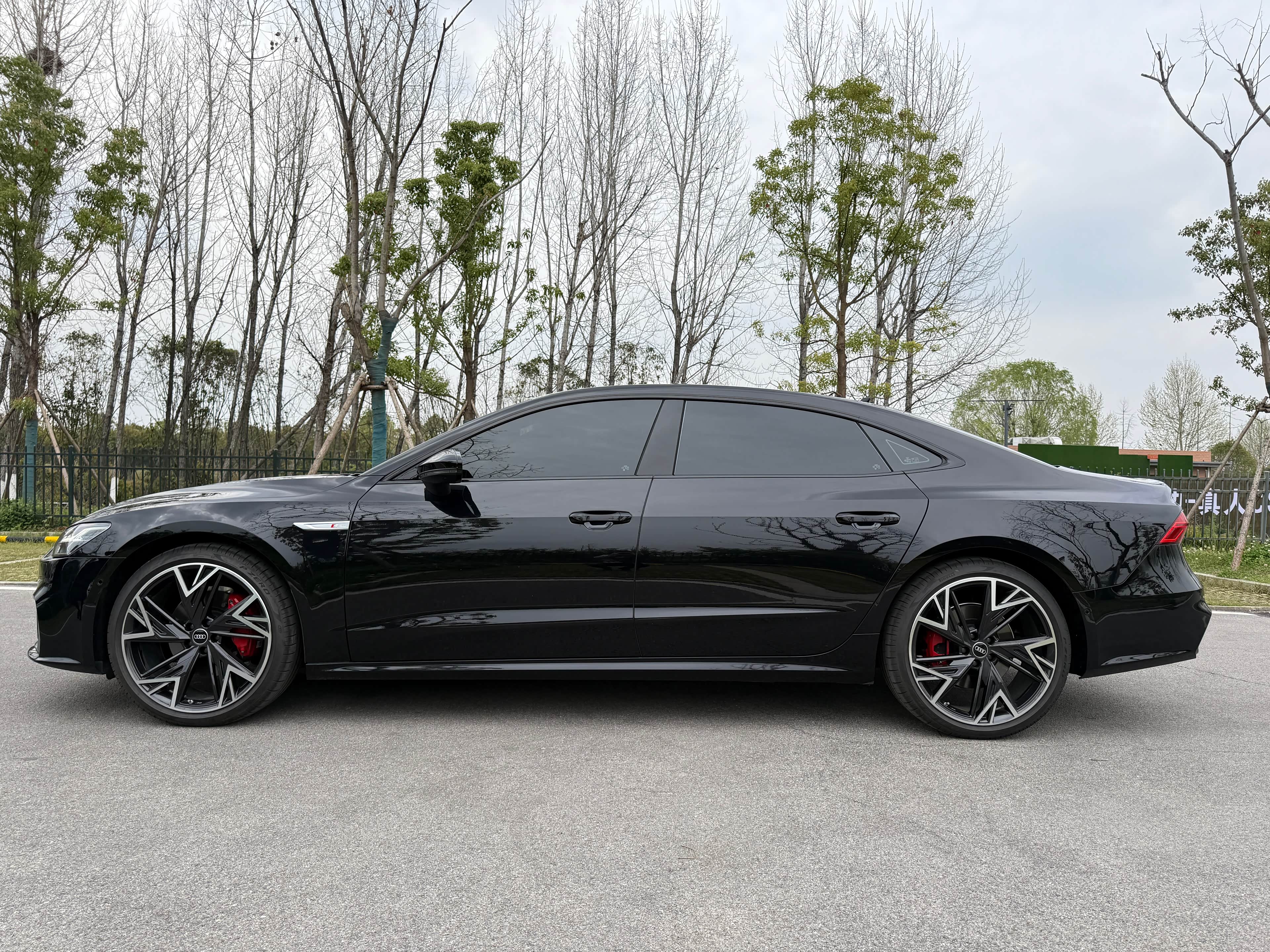 【图】四驱意义具象化了：从纸上参数到奥迪A7L黑武士的“救命时刻”_奥迪A7L论坛_汽车之家论坛