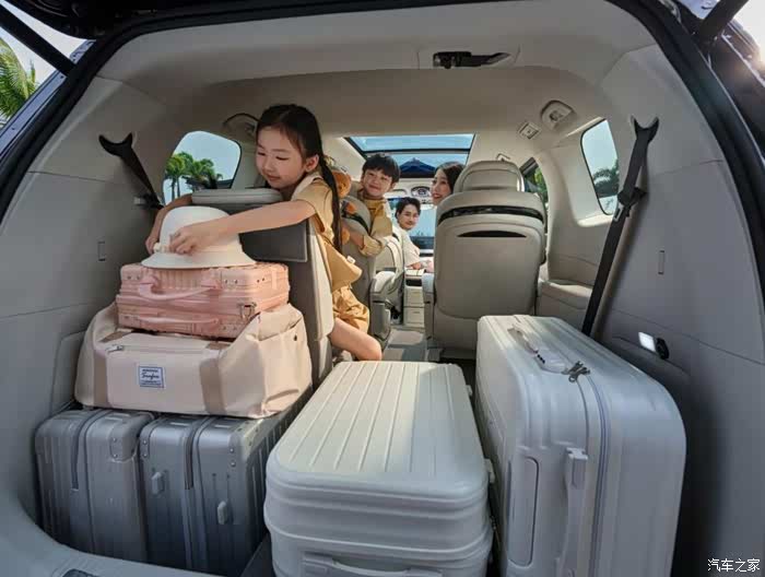 【图】家用 MPV 别为品牌买单！星海 V9：20 万级价格，40 万级体验_星海V9论坛_汽车之家论坛