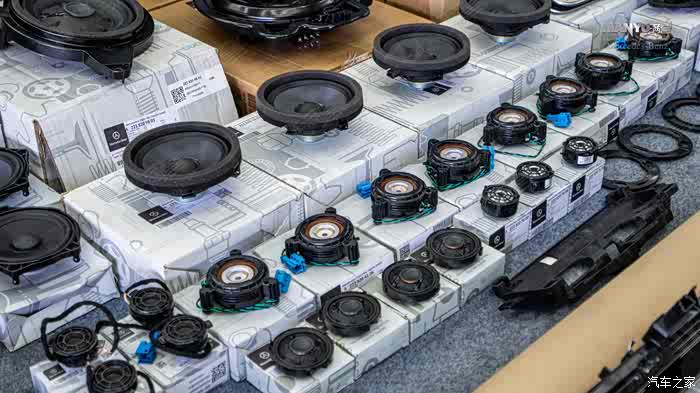 【图】真的后悔了！给我的S480装上4D大柏林，这才叫移动音乐厅！_迈巴赫S级论坛_汽车之家论坛