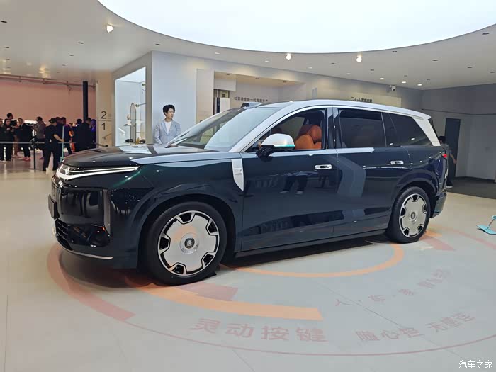 【图】【2026北京车展】D19和大唐，旗舰SUV硬碰硬，谁是性价比之王！_零跑D19论坛_汽车之家论坛