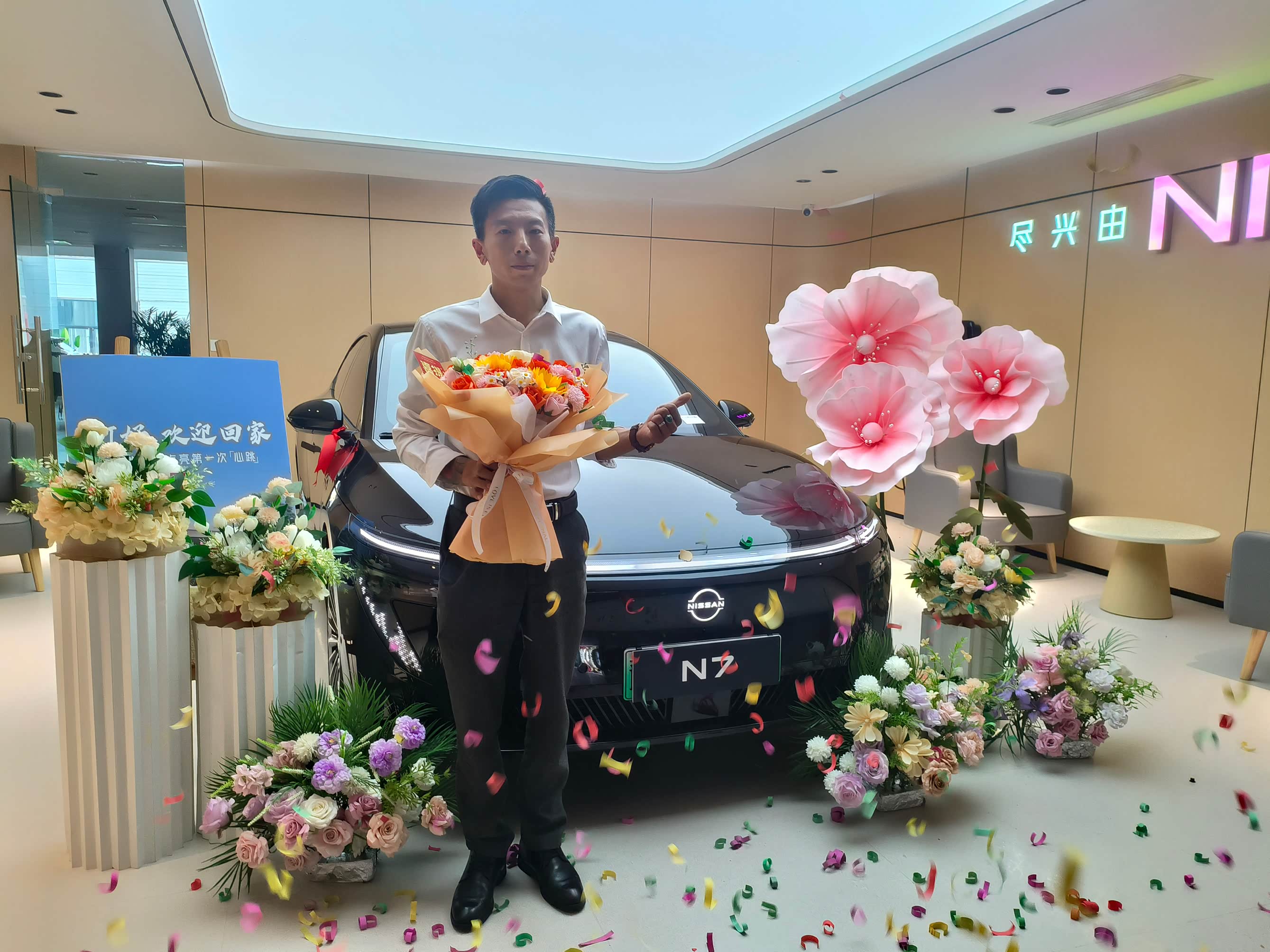 【图】9月初看的N7.9月底提到新车。10月1号新车落地，现在开了_日产N7论坛_汽车之家论坛