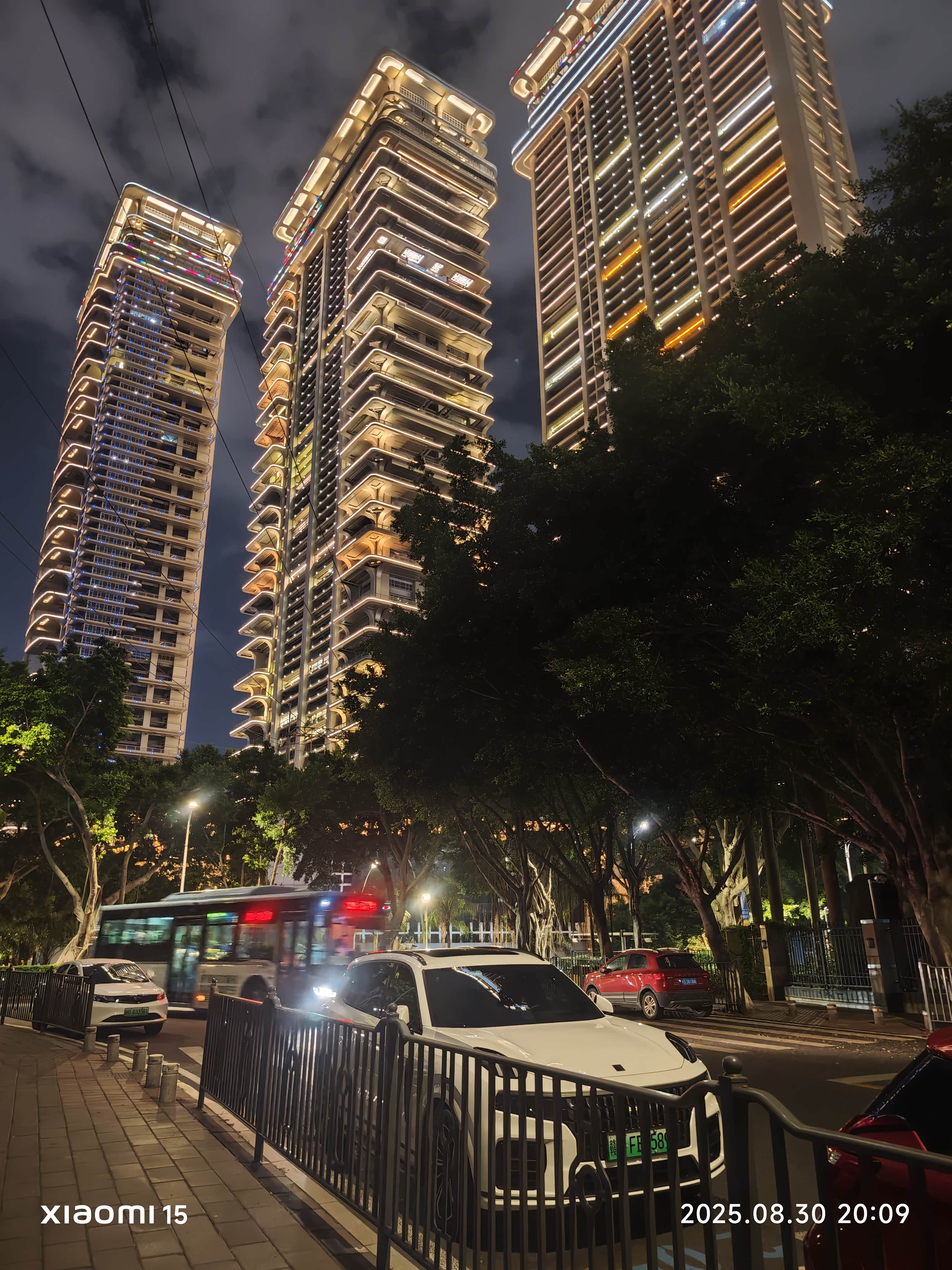 【图】领克09 EMP桂林与厦门之旅：六人满载，从容随心_领克09 EM-P论坛_汽车之家论坛