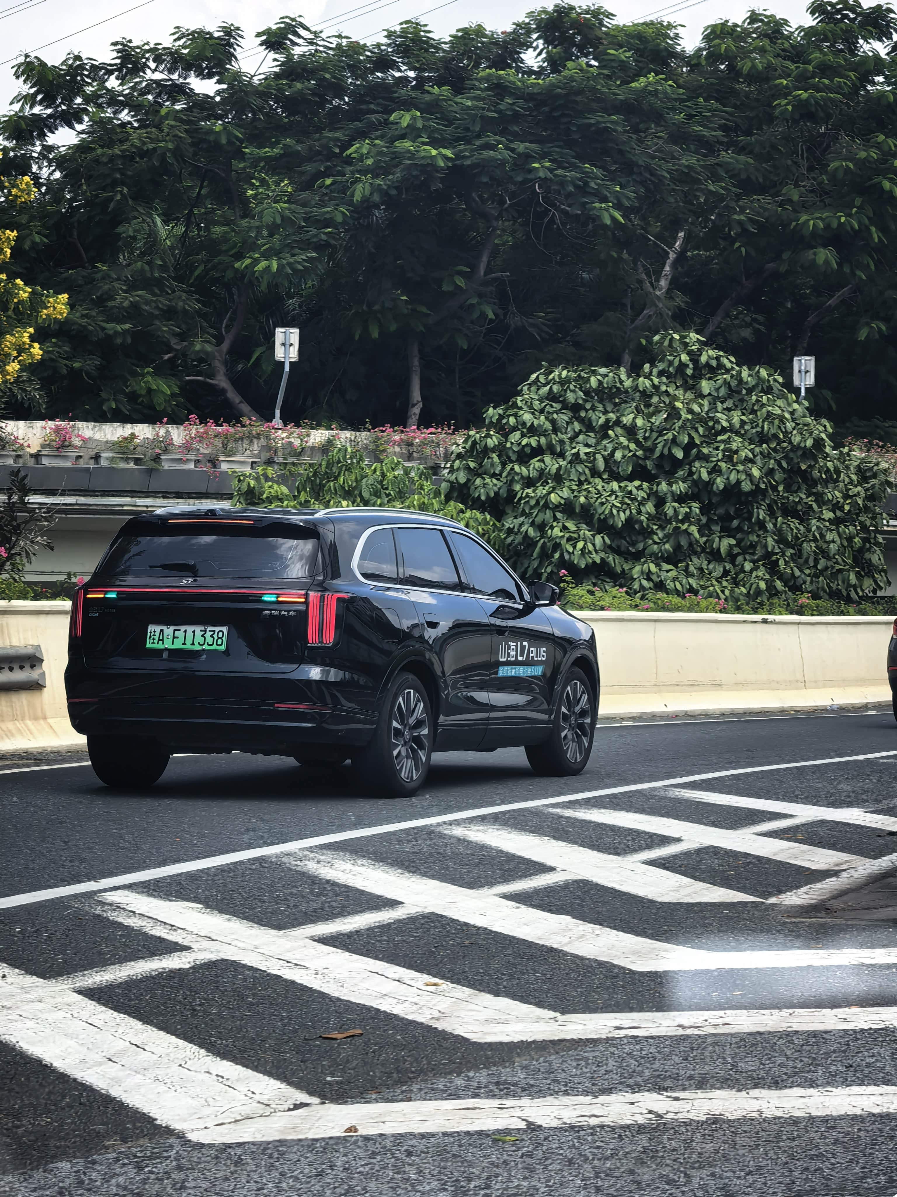 【图】路上遇到L7PLUS 小蓝灯？_捷途山海L7 PLUS论坛_汽车之家论坛