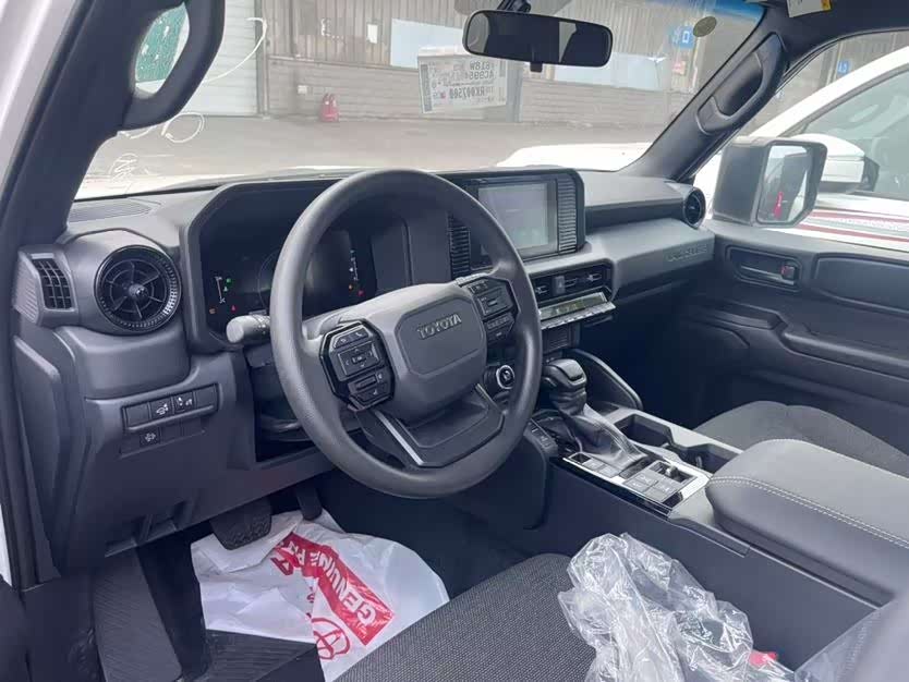 【图】霸道2800 2.8T 24款 柴油 丝绒 无天窗 圆灯降价_普拉多论坛_汽车之家论坛