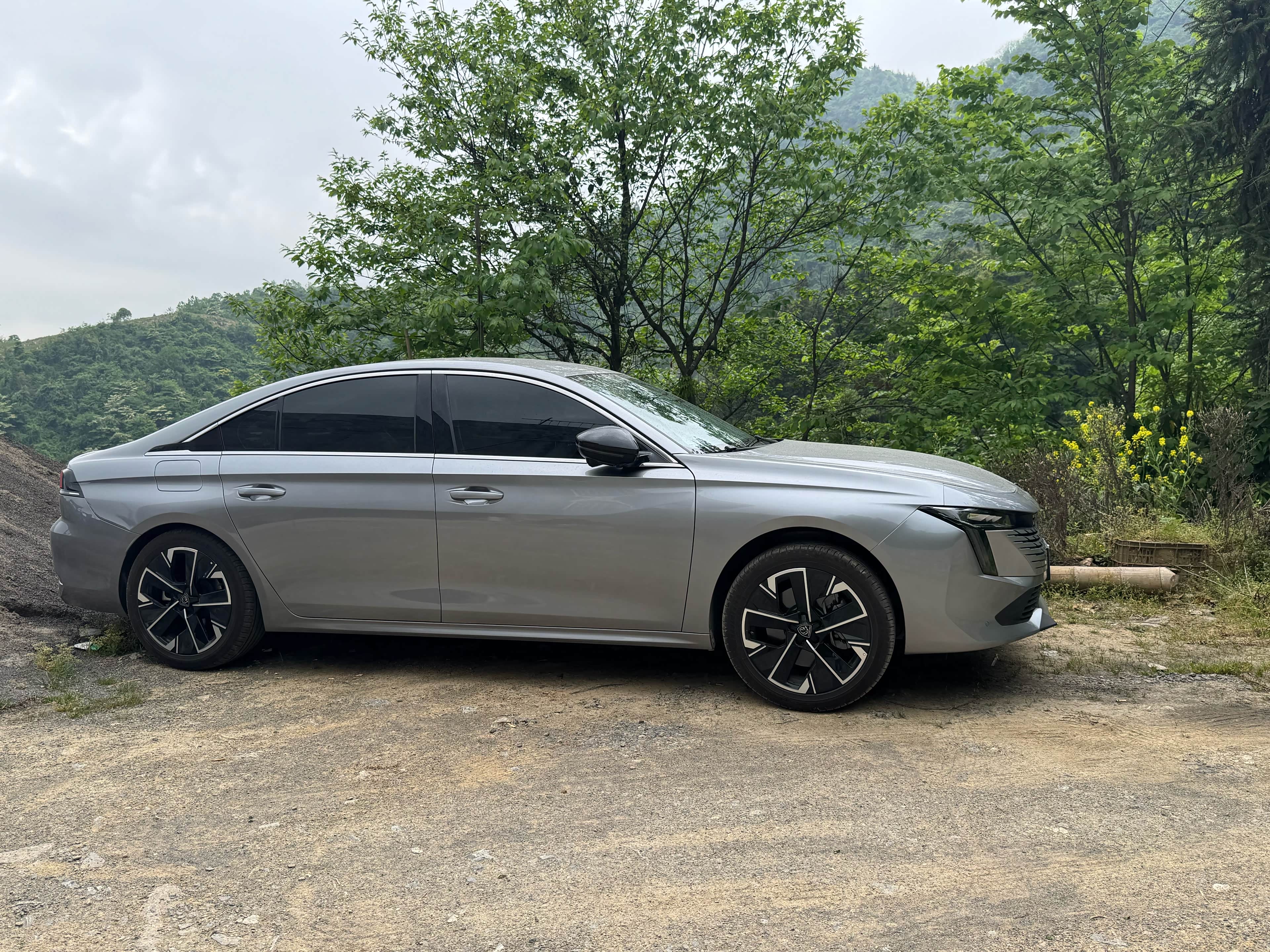 【图】夏天暴晒508L前挡遮阳罩该买否_标致508论坛_汽车之家论坛