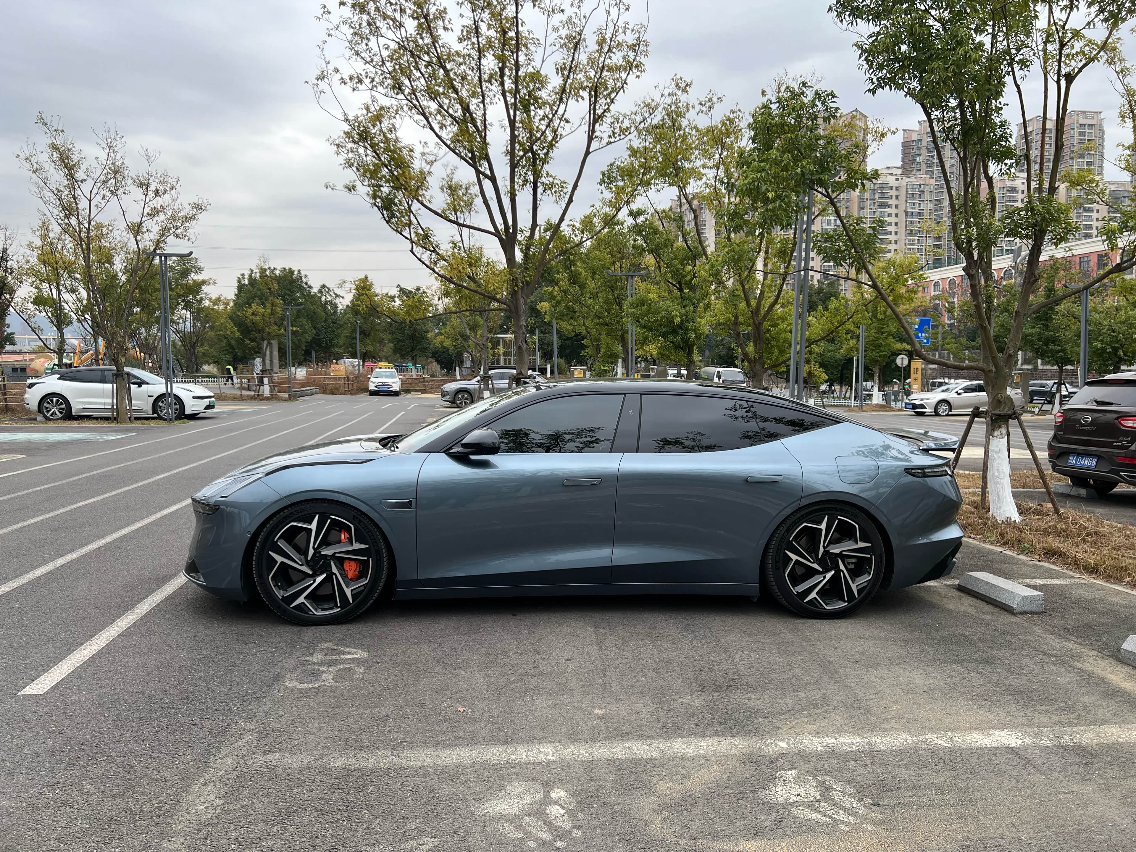 【图】国产最帅电轿 性能车杀手_领克Z10论坛_汽车之家论坛