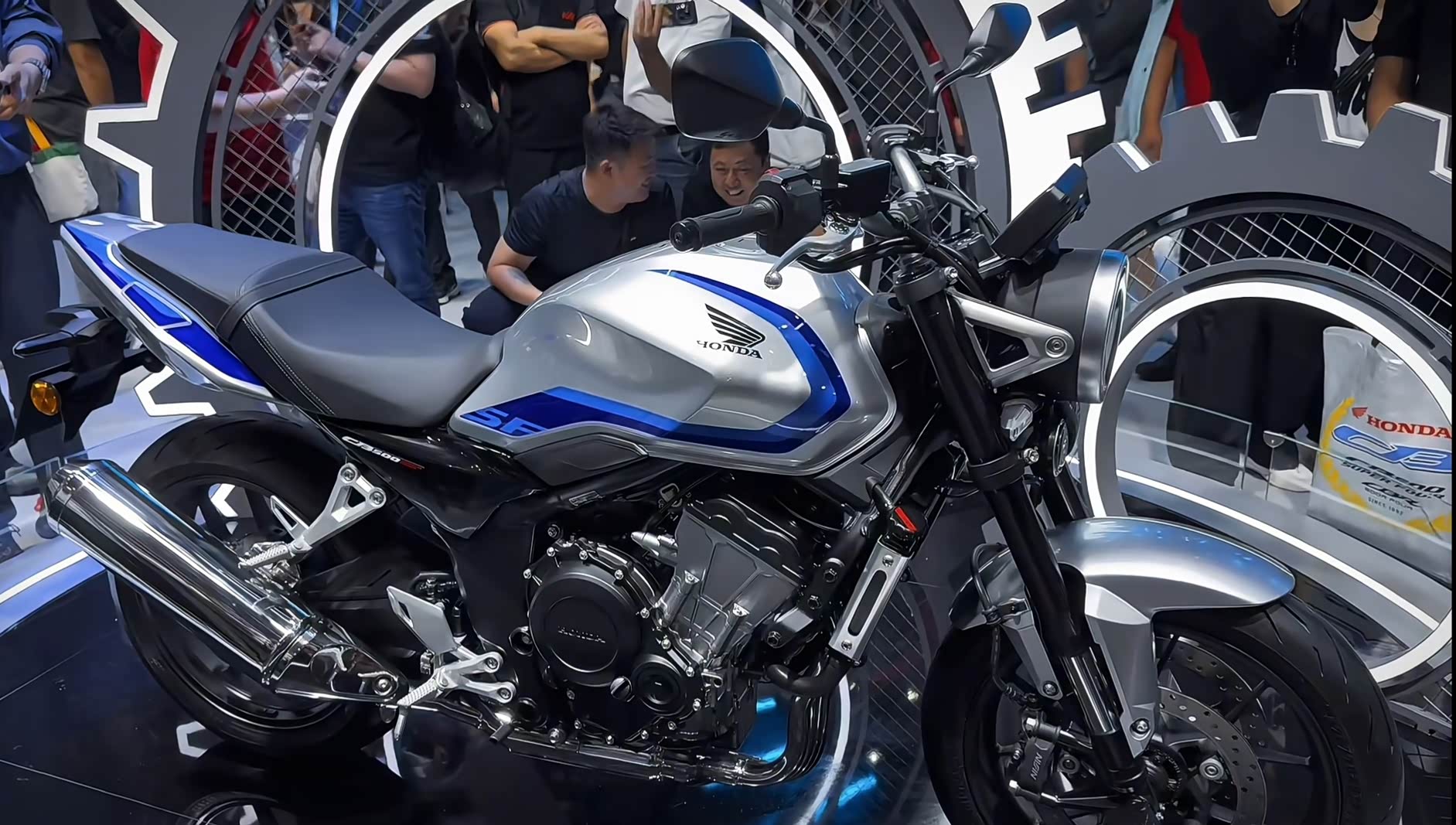 【图】摩博会记忆与本田CB500SF深度测评_摩托车论坛_汽车之家论坛