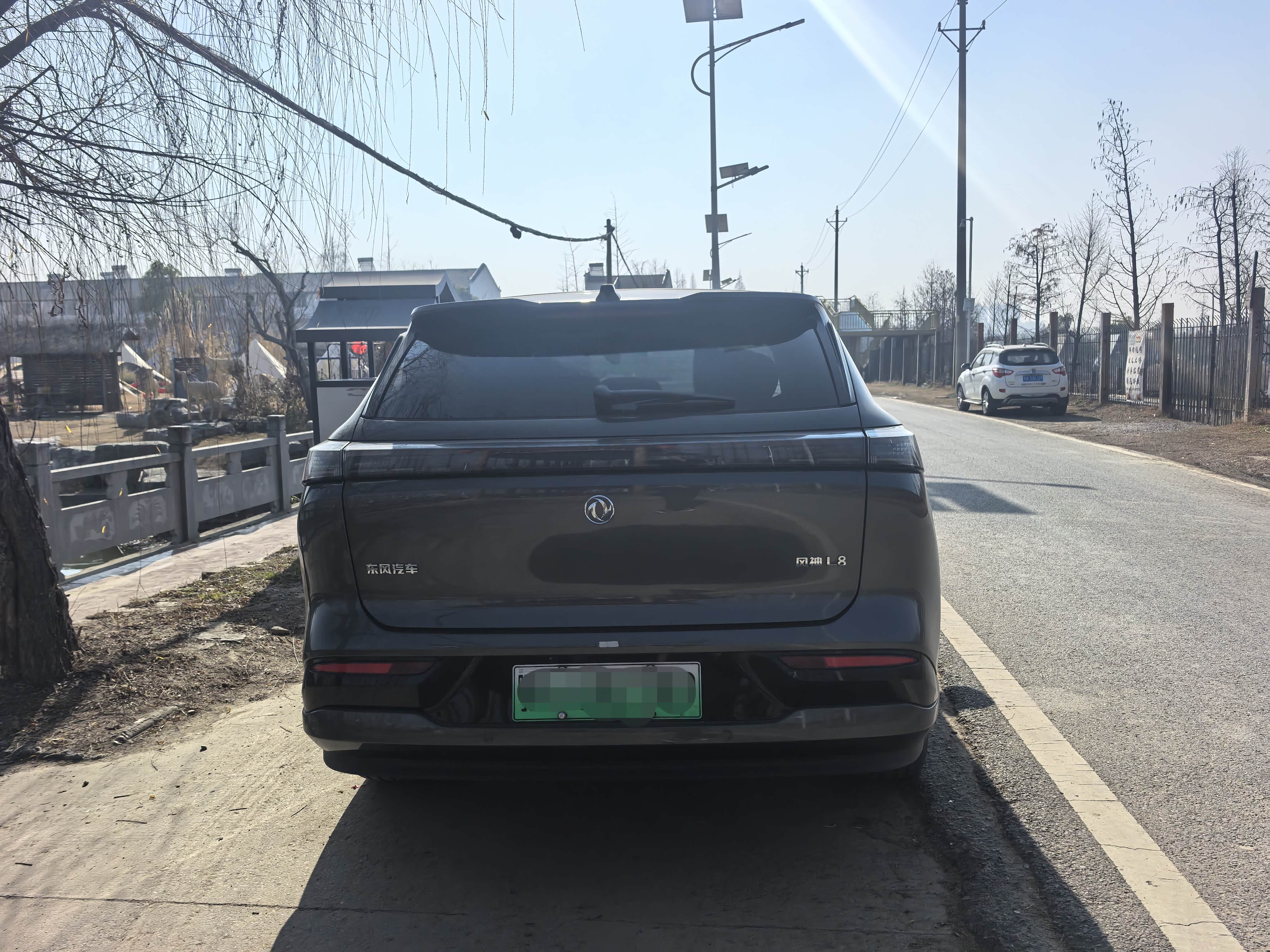【图】开着风神L8溜郊外小镇，晒着太阳虚度半日_东风风神L8论坛_汽车之家论坛