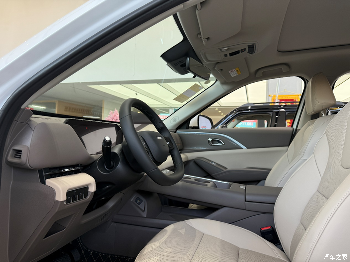 【图】H6L这个宽度后排很舒服_哈弗H6L论坛_汽车之家论坛