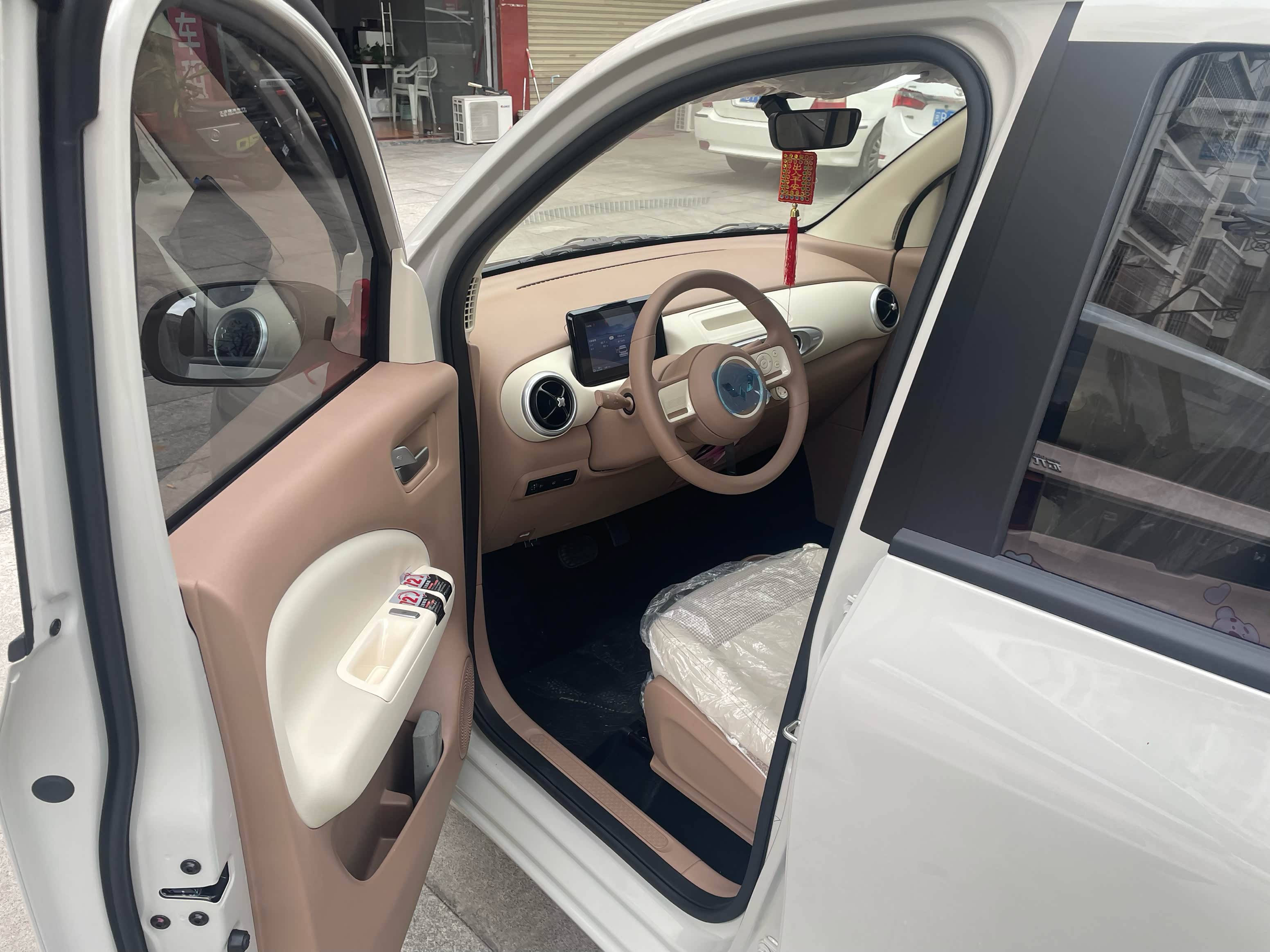 【图】10月23号提车 今天就发现有锈点 这个咋弄_宏光MINIEV论坛_汽车之家论坛