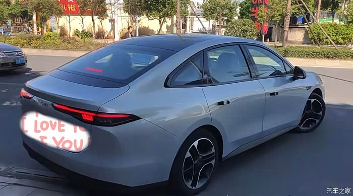 【图】开AION RT接娃，被问爆的“带娃神车”_AION RT论坛_汽车之家论坛