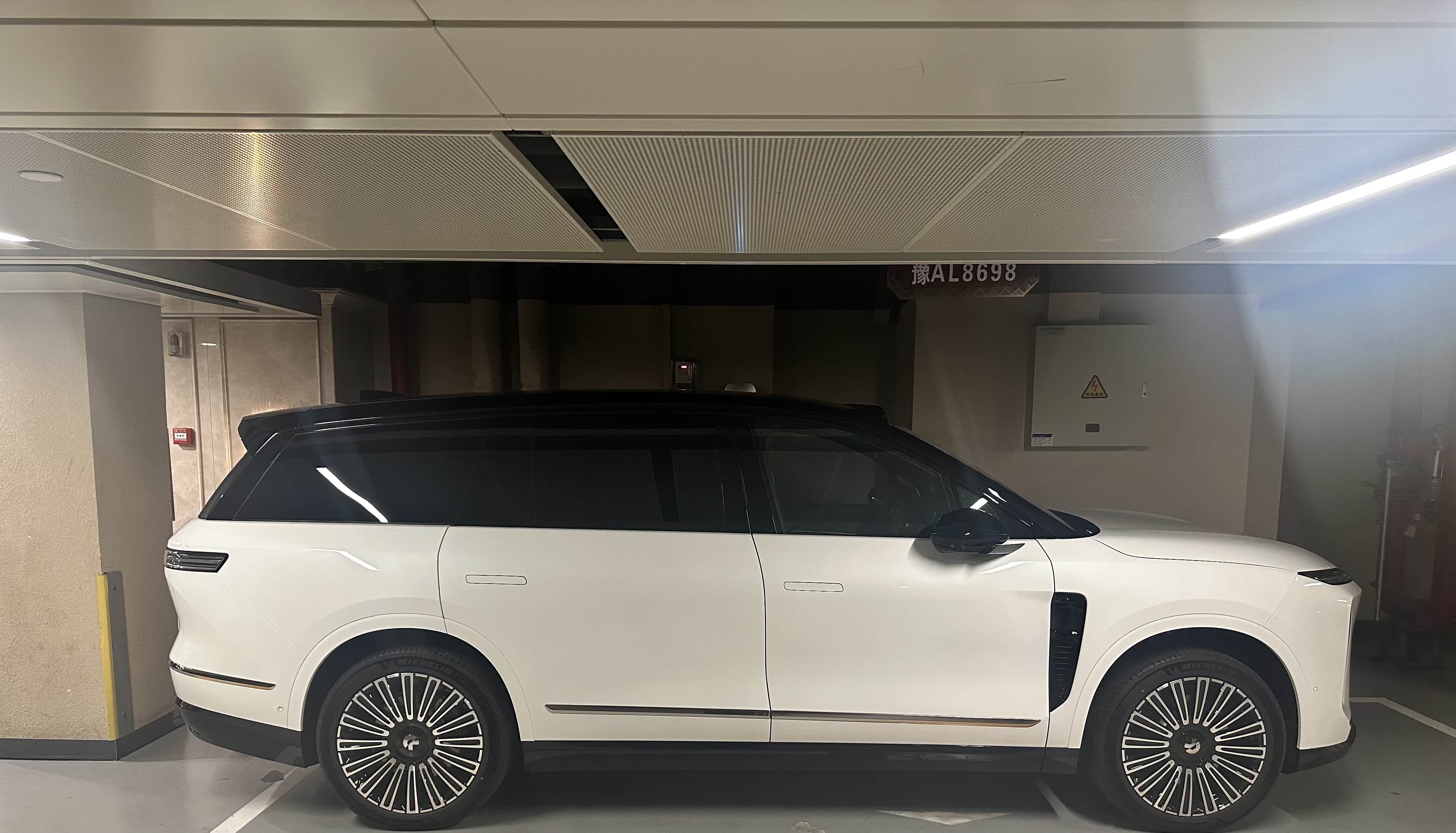 【图】喜提新款蔚来ES8：等待与惊喜的完美答卷_蔚来ES8论坛_汽车之家论坛