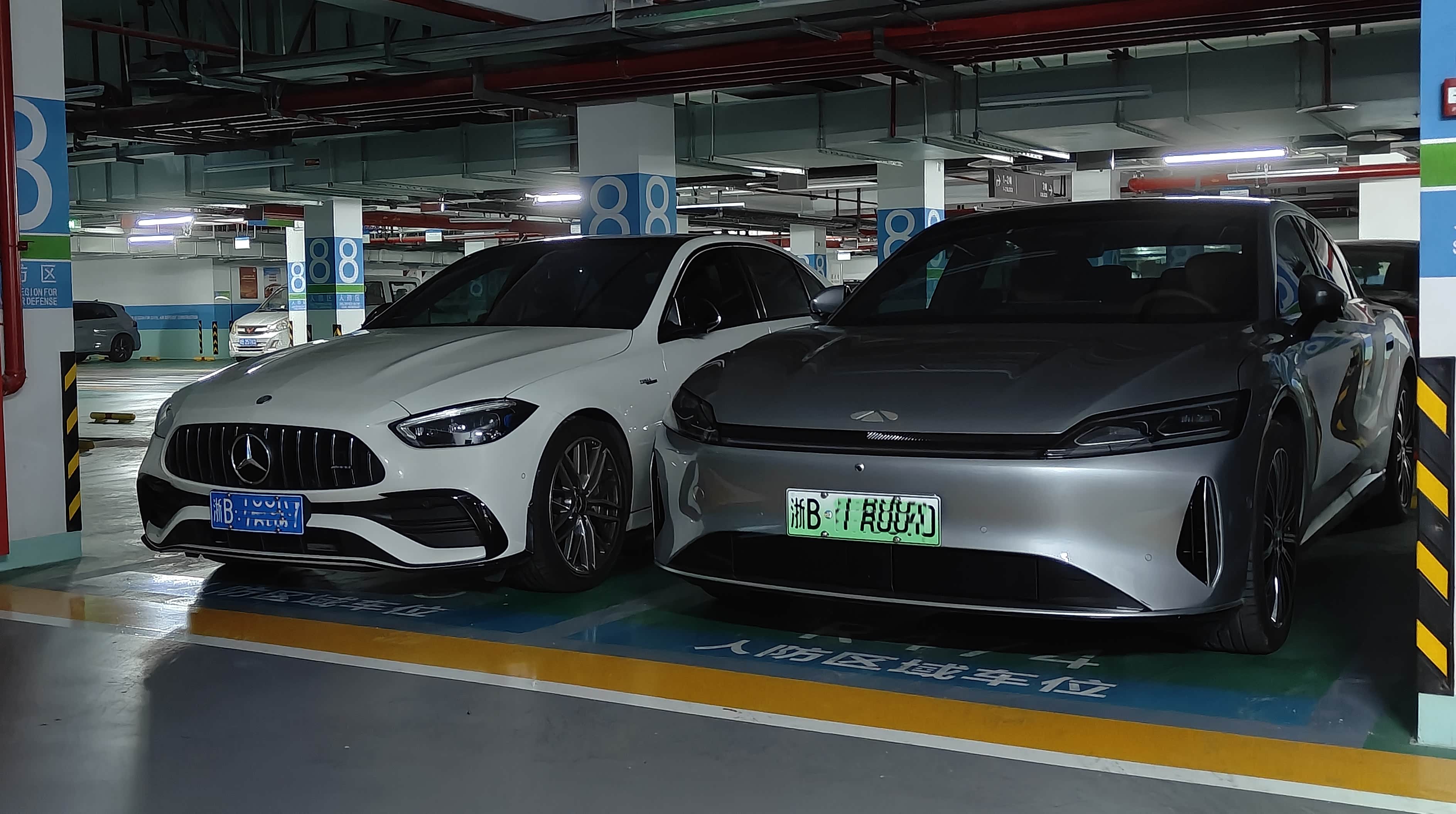 【图】风云A9L停车场颜值大PK_风云A9L论坛_汽车之家论坛