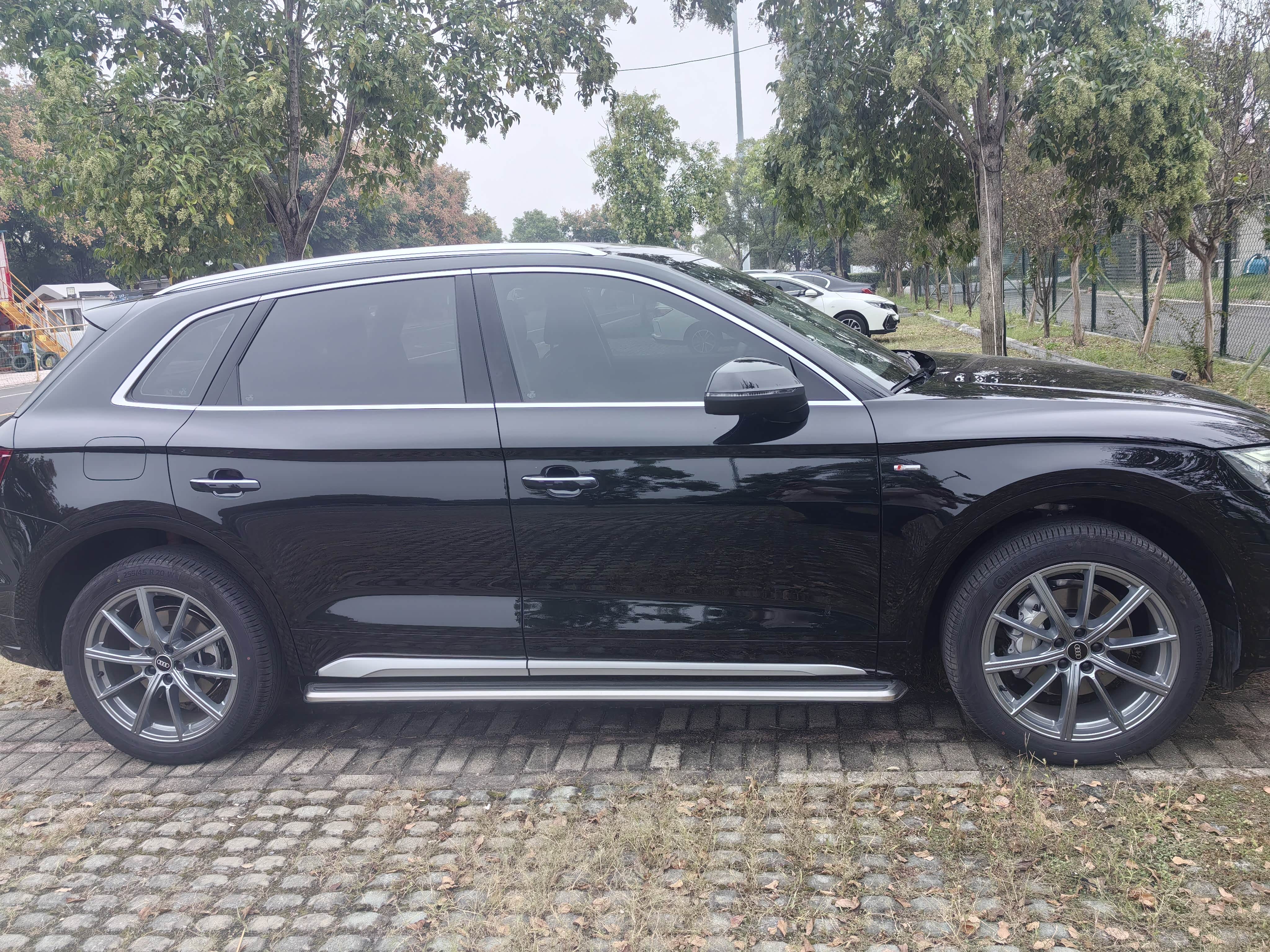 【图】提车2月，选择40时尚动感，镀铬套件，不喜欢黑光包，原厂选装_奥迪Q5/Q5L论坛_汽车之家论坛